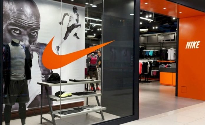 Nike Logo and Its History | LogoMyWay