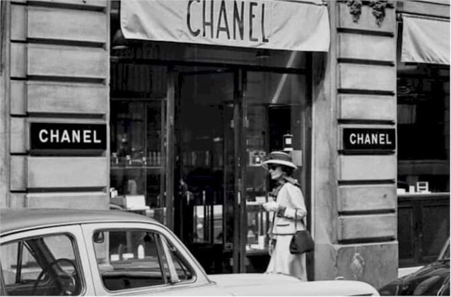 Chanel Logo and the History of the Business | LogoMyWay
